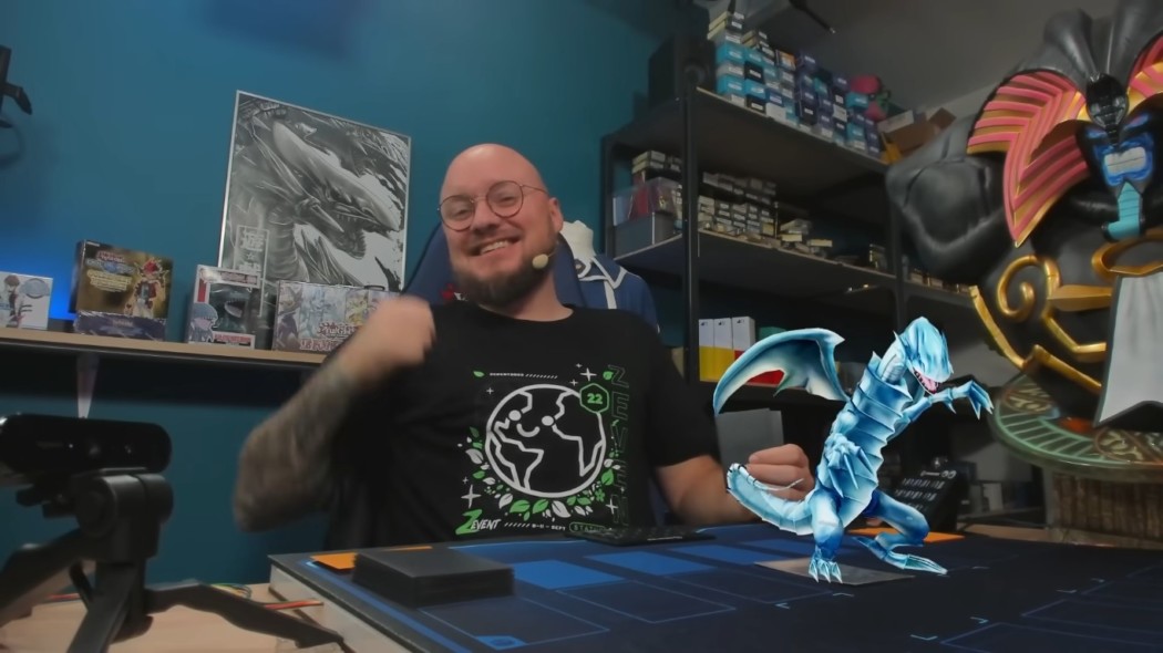 Um streamer francês conseguiu criar uma arena de Yu-Gi-Oh que dá vida ...